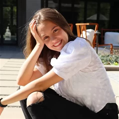 Allie Sherlock Bio Age Education Career Boyfriend Net Worth Body