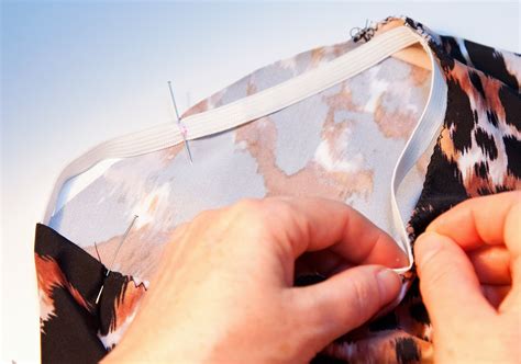 3350 Sewalong Part 6 Leg Opening Jalie