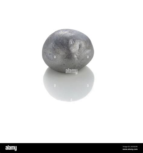 Beryllium Sample Of The Alkaline Earth Metal Beryllium Be Beryllium Is A Grey Metallic