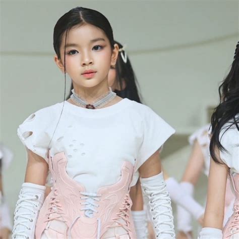 น้องมะลิ นับวันยิ่งโตยิ่งสวย ลุคนี้ทำพี่ๆใจละลายออร่าพุ่งสุดๆ