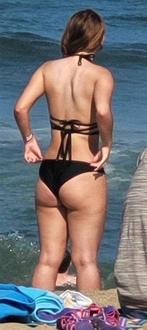 Beautiful Bubble Beach Booty Ai And Hq Candid Pictures The Original