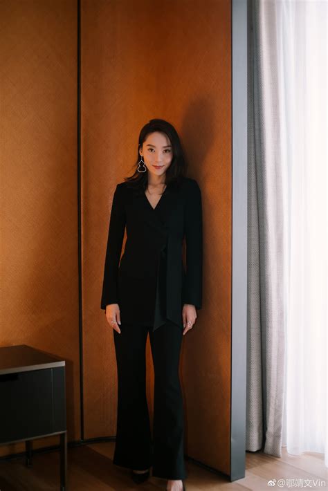 《新喜剧之王》最扛揍女主角——鄂靖文 搜狐大视野 搜狐新闻