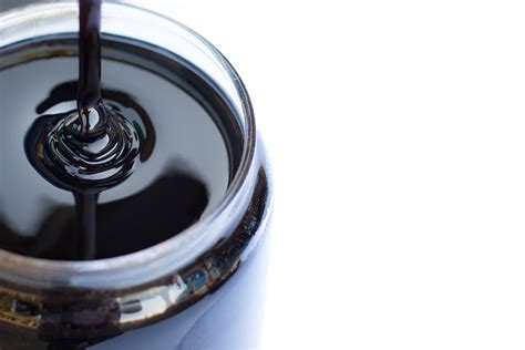 Why Use Molasses For Cannabis Kind Seed Co