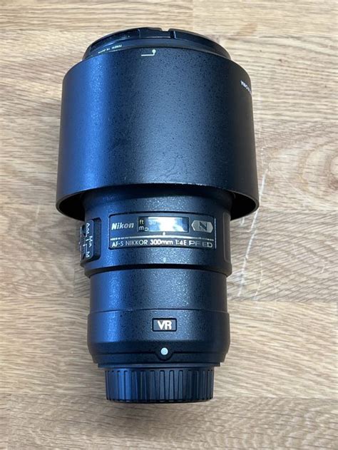 Nikon Nikkor Af S 300mm F4e Pf Ed Vr Filtre Kaufen Auf Ricardo