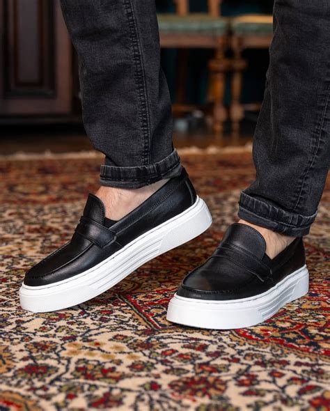 Чоловіче взуття ️Сумки 👞 Чорні лофери з натуральної шкіри — елегантність яку видно з першого