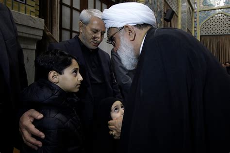 تشرف خانواده شهیدان امیرعبداللهیان و رحمتی به حرم مطهر رضوی تصاویر