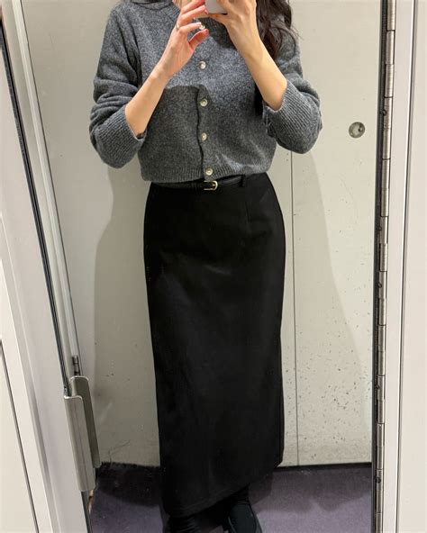 이지현 마음에 쏙 드는 가디건은 두 코디로 입어보고🩶☕️ 오늘 저녁 8시에는 문의 많았던 가디건 3컬러 바로배송 오픈 Instagram