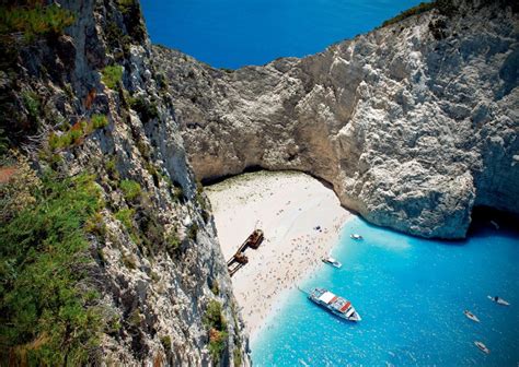 Куда поехать в мае к морю или погулять Направления и отели от наших экспертов