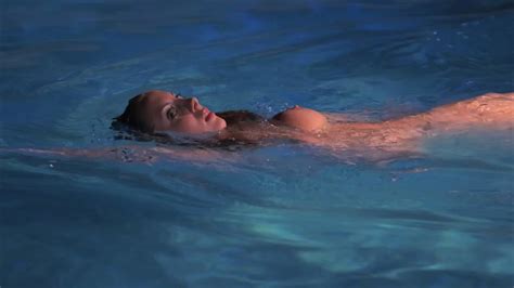 Naked Eva Amurri In Californication