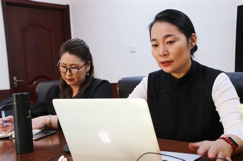 Баянгол ИТХ СУРГАЛТЫН ҮР ДҮНГ ХЭЛЭЛЦЭХ ЦАХИМ ХУРАЛ БОЛЛОО