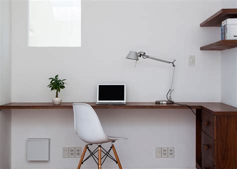 Hem House By Sanuki Daisuke Features Patterned Window Grilles