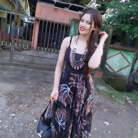 Debolina Roy 🇮🇳 Debalina R • Threads Say More