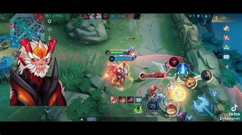 တစ်တစ်ချောင်းနဲ့ ပတ်ရမ်းနေတဲ့ သခင် မျောက် Youtube