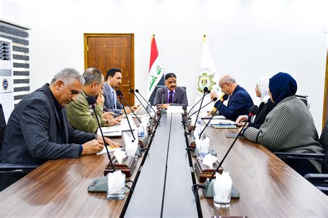 رئيس هيأة التصنيع الحربي يوجه بتنفيذ ماورد في اعمام الامانة العامة