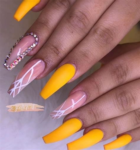 39 Trendy Yellow Nail Designs For A Stylish Look