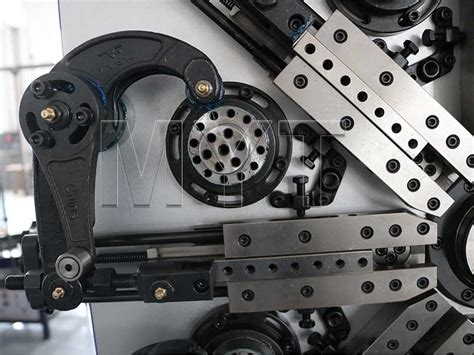Axis CNC Spring Forming Machine MYT Manufacturer