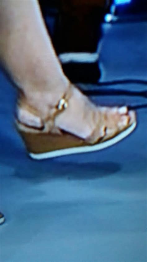 Mariana Gross Feet