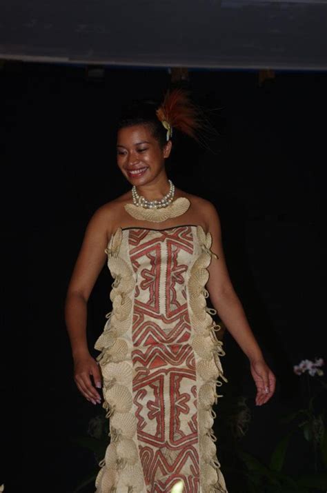 Samoan Traditional Dress