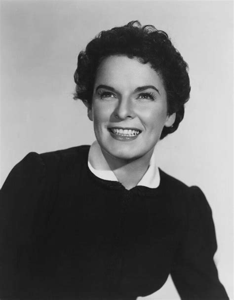 Mercedes Mccambridge 2004