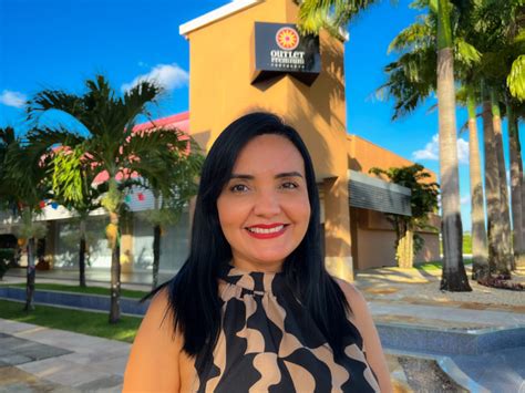 Danielle Grangeiro é A Nova Coordenadora De Marketing Do Outlet Premium