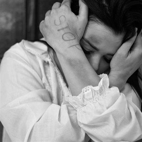 【意·社会】移民家庭悲剧：19岁年轻人深夜弑父父亲警方厨刀