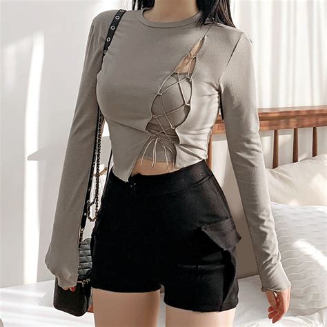 [uniquesexy♥걸크러쉬뿜뿜 ] 섹시 몬스터 아일렛 크롭 긴팔티 에이블리