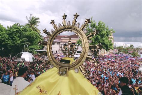 Peñafrancia Festival And Divino Rostro Feature Novenas And Fluvial