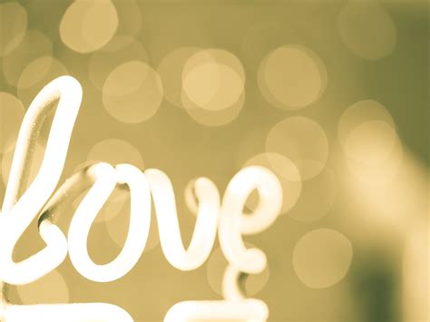 배경 화면 흰색 네온 불빛 사랑 2560x1600 그림 이미지