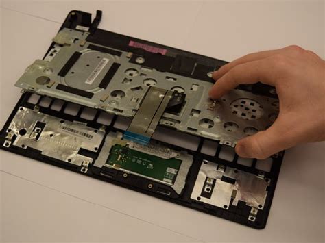 Acer Aspire One AO756 2623 Fan Replacement IFixit Repair Guide