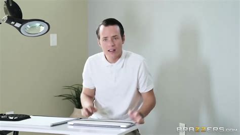 Stepma Keylani Lei Polishes Step Son S Willy