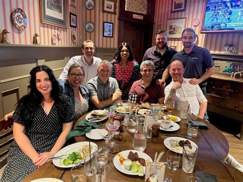 Vivian Richards On Linkedin Oraclecloudworld23 Splunk Oracle Centerforinternetsecurity Tech…