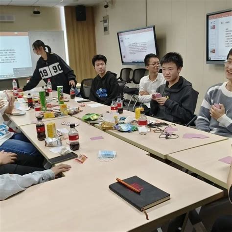 上海大学江西招宣组举办2022级江西籍新生破冰活动 上海大学环境与化学工程学院