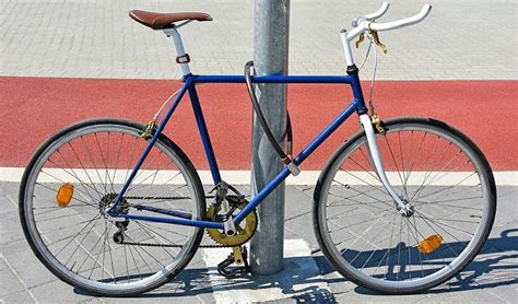 How To Lock A Bike Without A Rack The Most Effective Method