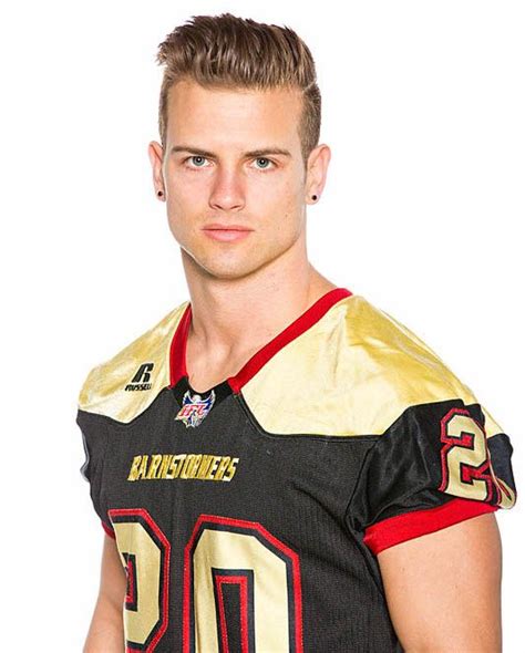 Pin De B E A U T Y En Alex Sewall