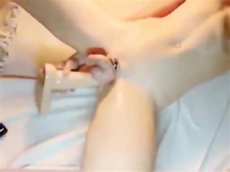 Slim Oiled Twink Puts A Giant Dildo Up His Ass Eporner