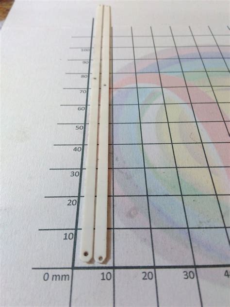 Plastic Golden Small Line Sequins At ₹ 500kilogram In Mumbai Id