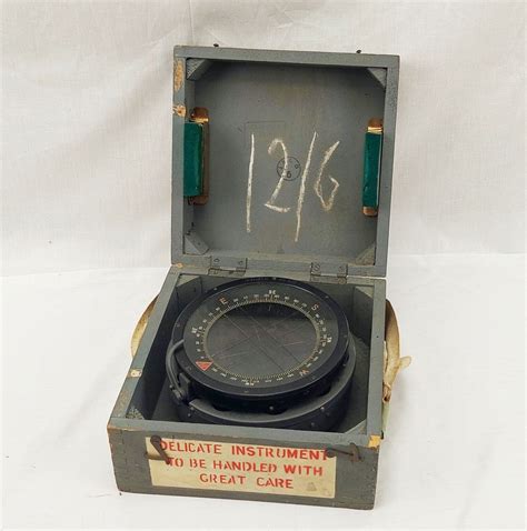 Ww2 Cased Raf Type P40 Navigation Compass Sally Antiques