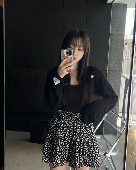 은미 별 앞머리는 불치병 Instagram