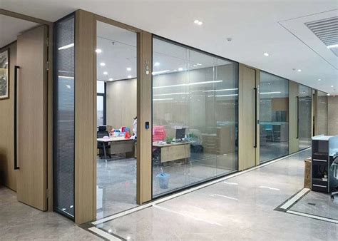 Aluminium Frame Glass Partition Wall System Double Hollow Space Iso