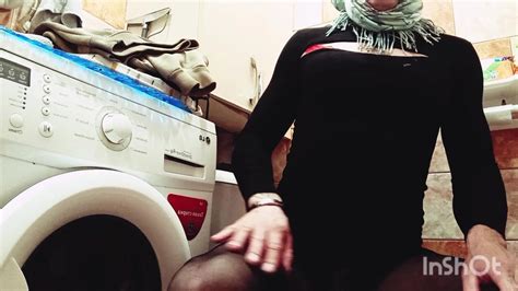 A Passion Trance Is Triggered By Sitting On The Toilet Shemale Amateur