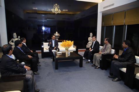 ឯកឧត្តមបណ្ឌិត ក្រសួងការងារ និងបណ្តុះបណ្តាលវិជ្ជាជីវៈ