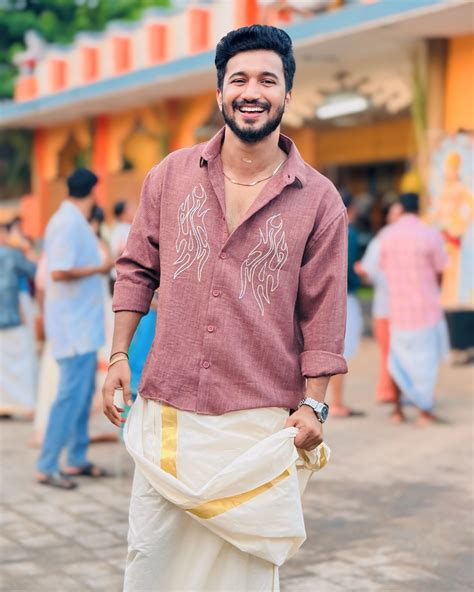 Rajesh Eshwar • Instagram Photos And Videos