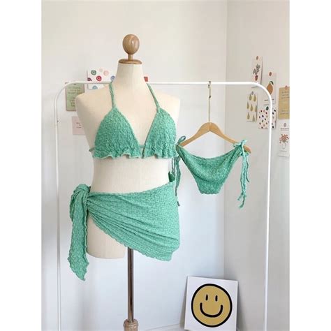 ชุดว่ายน้ำสาวอวบ ชุดใส่เที่ยวทะเล ชุดชายหาด ชุดว่ายน้ำไซซ์ใหญ่ ชุดเซ็กซี่ ชุดบิกินี่3ชิ้น Chm