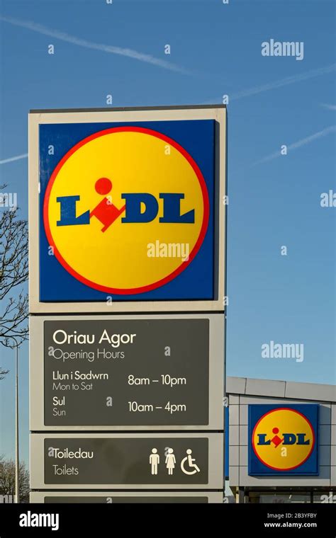 CARDIFF WALES JANUARY Signs Outside A Branch Of The LIDL Supermarket Chain In Cardiff
