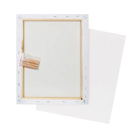 Холст на подрамнике грунтованный Малевичъ 20х30 30х40 40х50 см набор холстов 100 хлопок 280