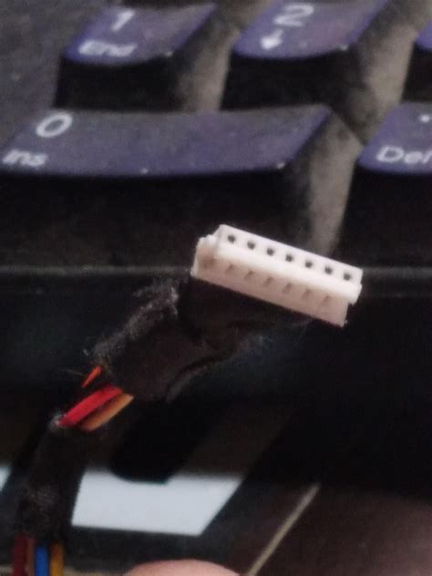 Can Anyone Help Me Identify This Connector And Inform Me How To Get A Replacement Rconnectors