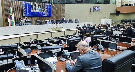 Câmara Municipal De Manaus Define Presidentes Vices E Membros Das