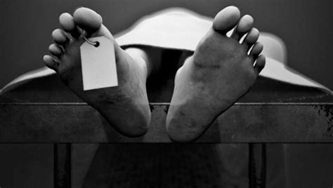 Forensic Pathologist Home