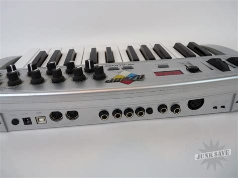 M Audio Ozone Midi Keyboard 2 Octaves Used Condition Junksave