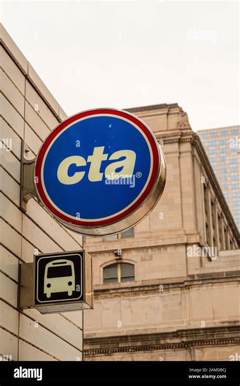 Chicago Usa Sept 1 2019 A Chicago Transit Authority Cta Bus Stop